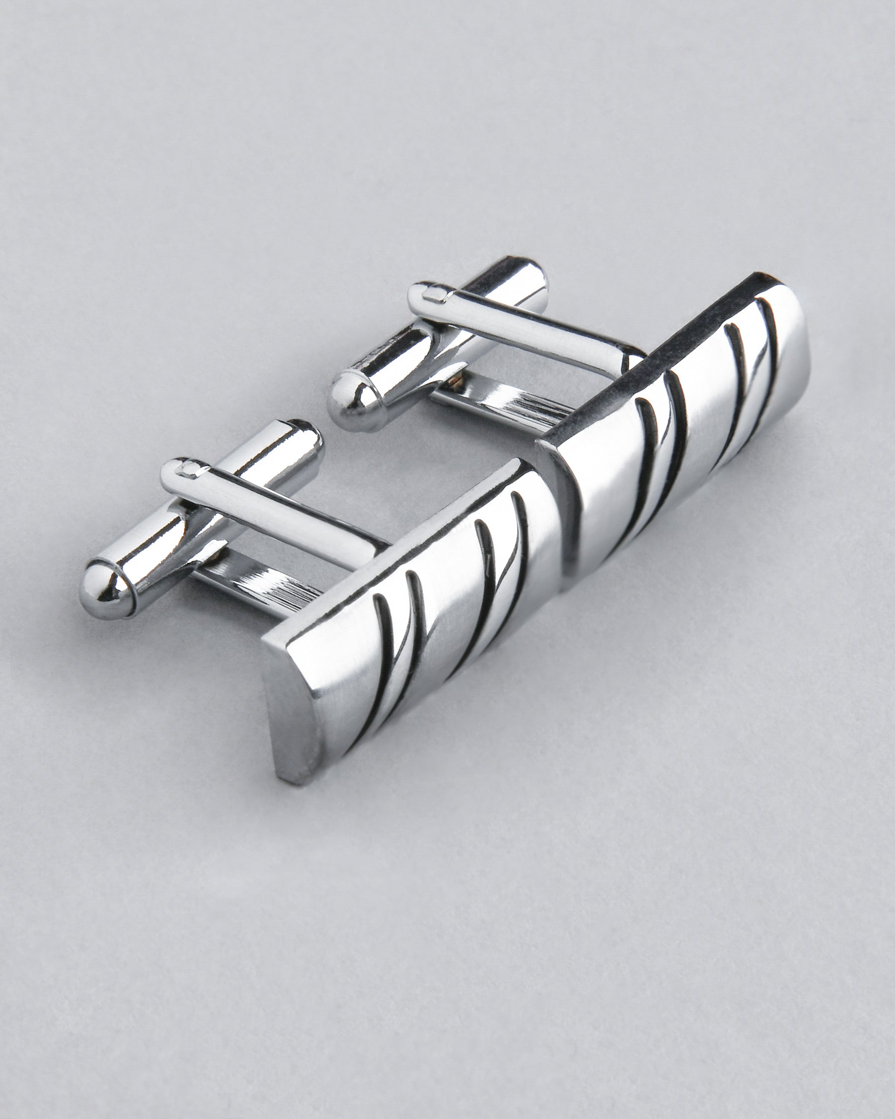 Cufflinks For Men : Shop Luxury Designer Cufflinks at Best Price